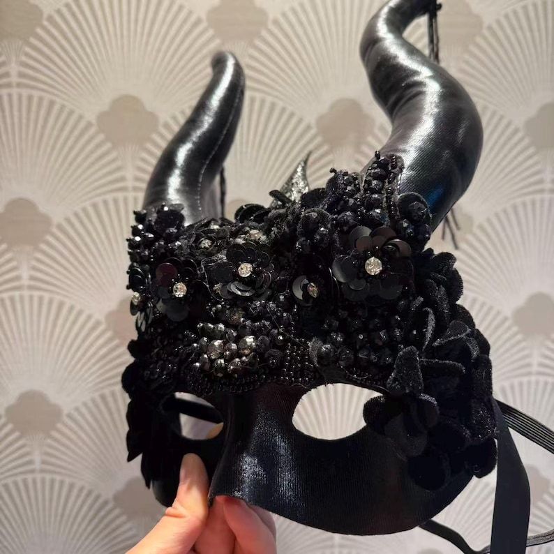 Black Devil Horn Masquerade Mask, Gothic Lace Medusa Headpiece for ...