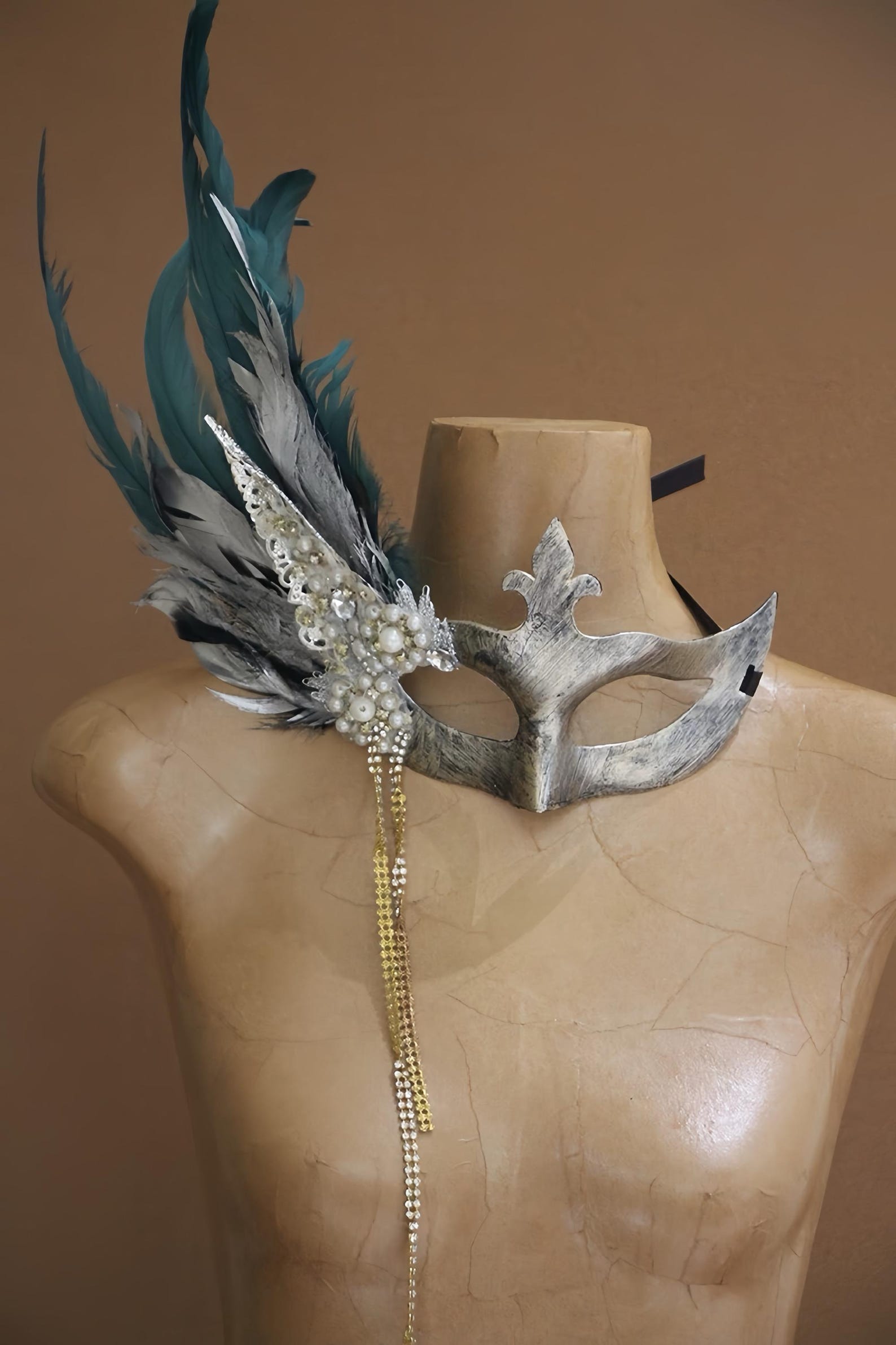 Venetian Butterfly Masquerade Mask, Filigree Eye Mask With Feathers ...