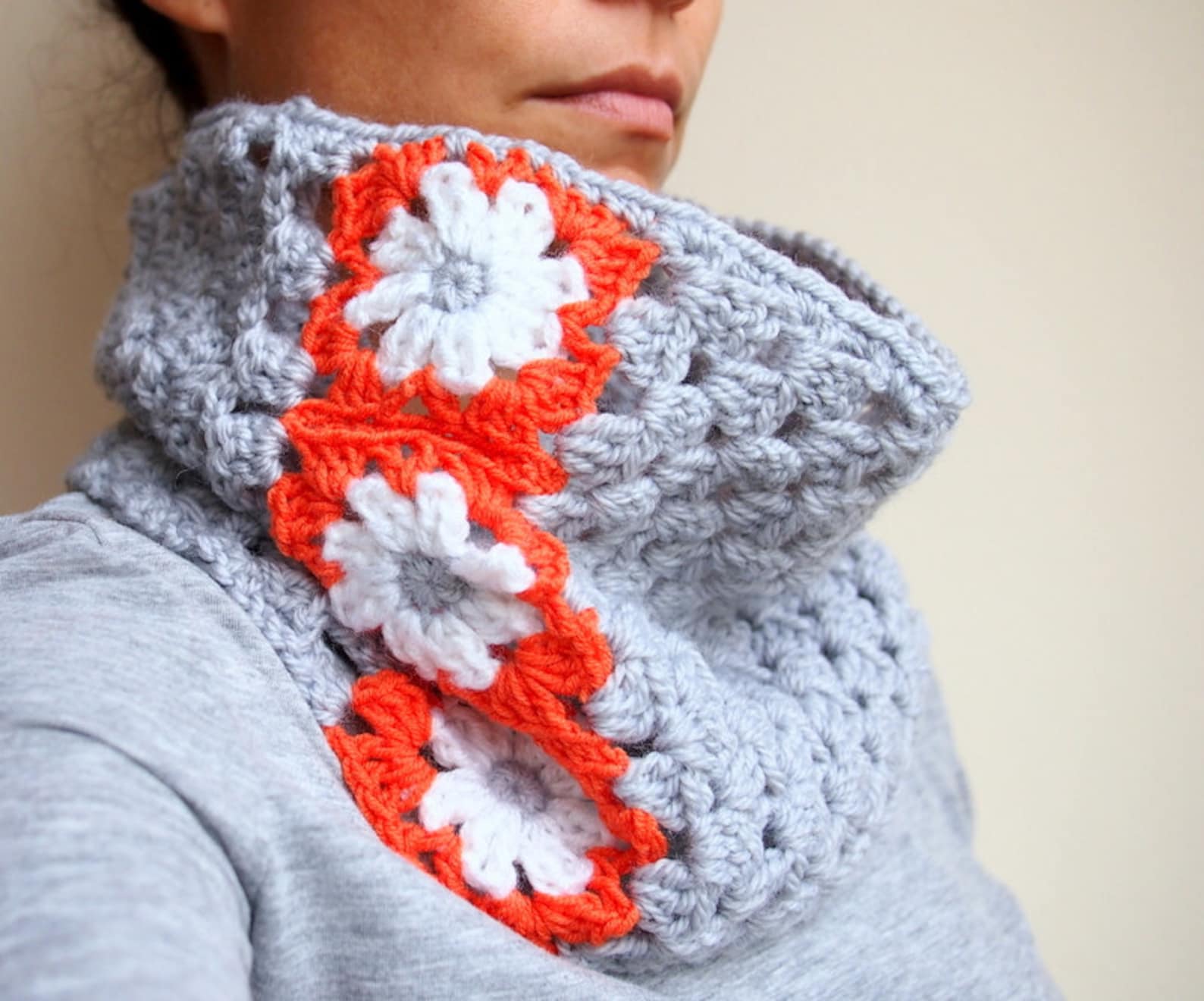 CROCHET PATTERN Woman Cowl Women Neckwarmer Flower Granny - Etsy