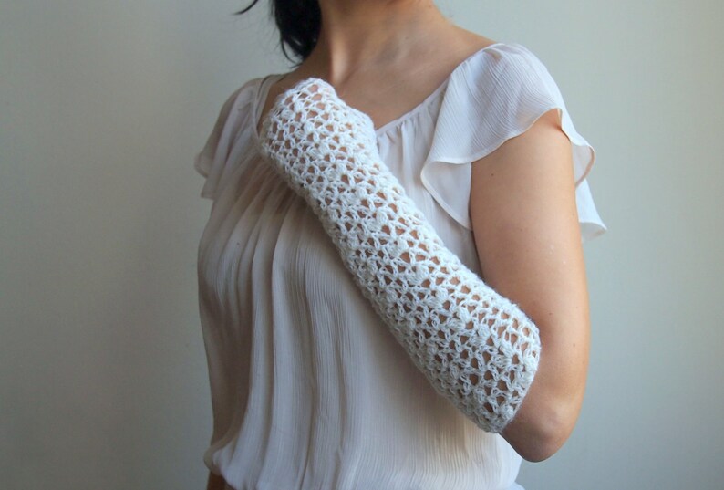 Crochet PATTERN Fingerless lace elbow long mittensfingerless | Etsy