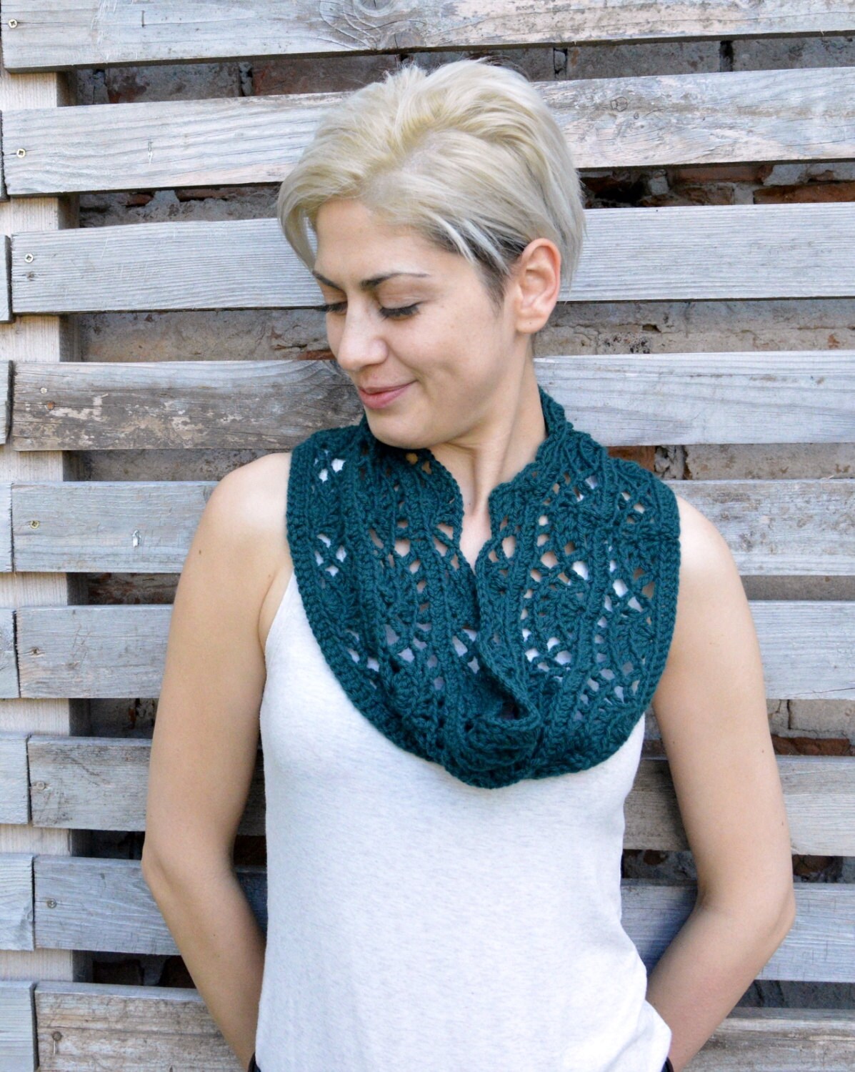 Crochet Pattern All Seasons Loop Scarf Women Circle Scarf - Etsy