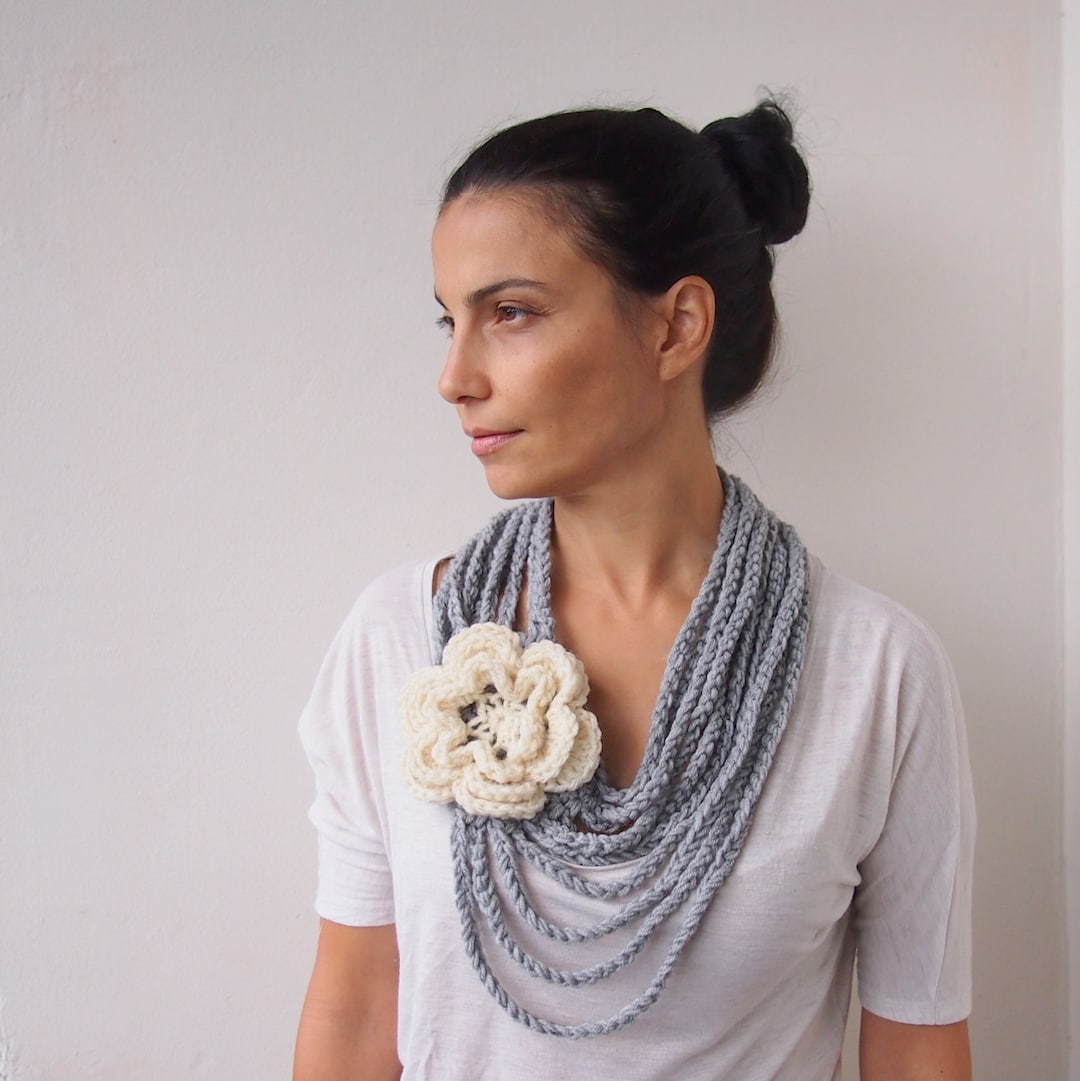 Crochet PATTERN, Loop Cirlce Scarf With Flower, Cowl Chunky Chain ...