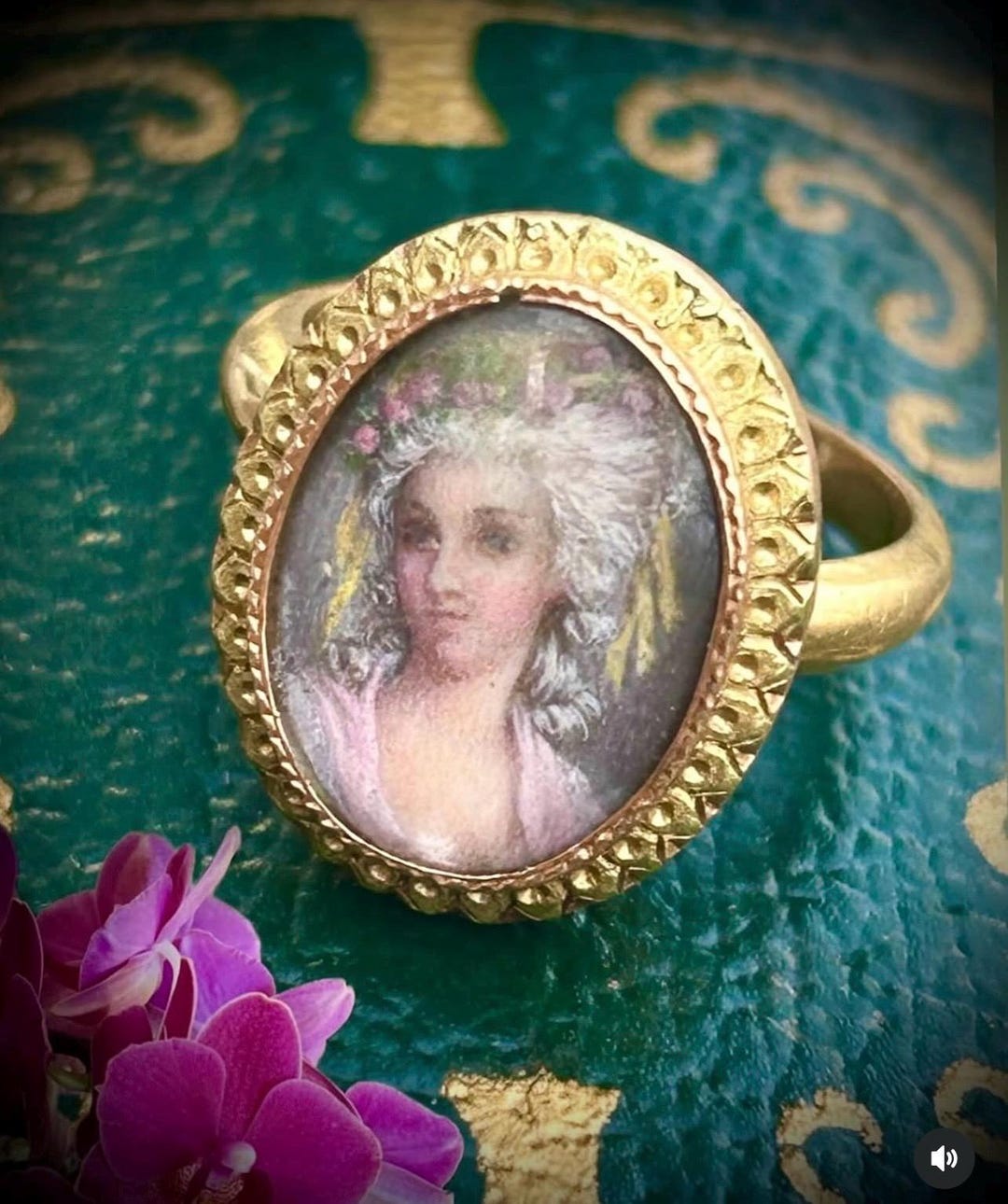 Portrait Ring Painted on Mother of Pearl Depicting Marie Thérèse Louise ...