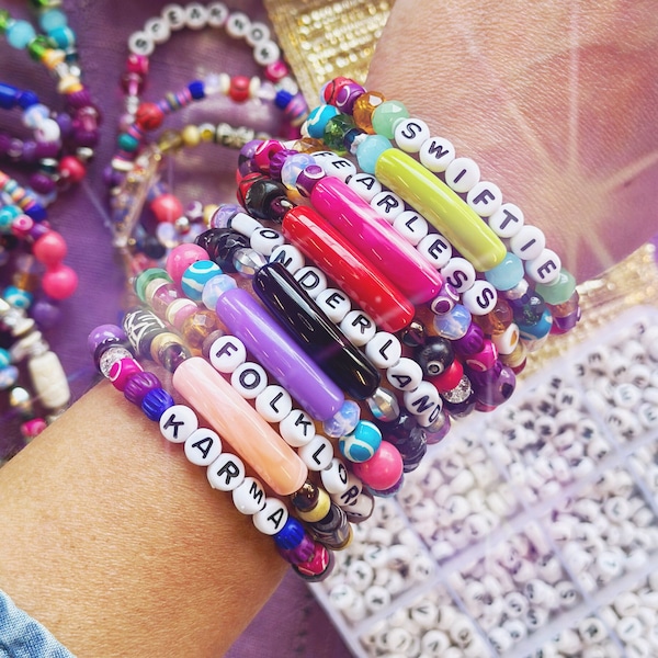 Taylor Friendship Bracelet Kit - Etsy