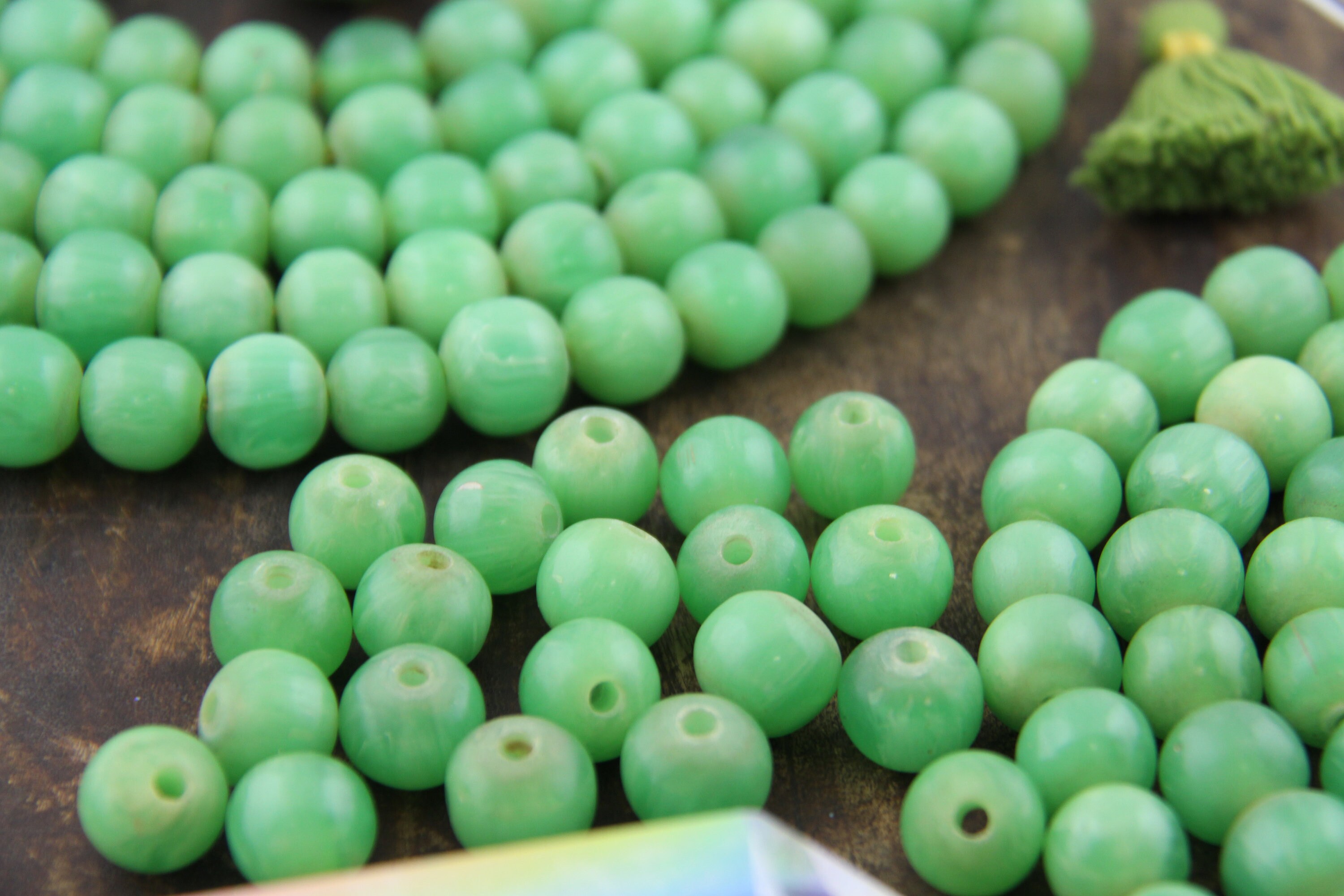 Round Green Beads: Handmade Resin Beads 12mm Seafoam Green - Etsy