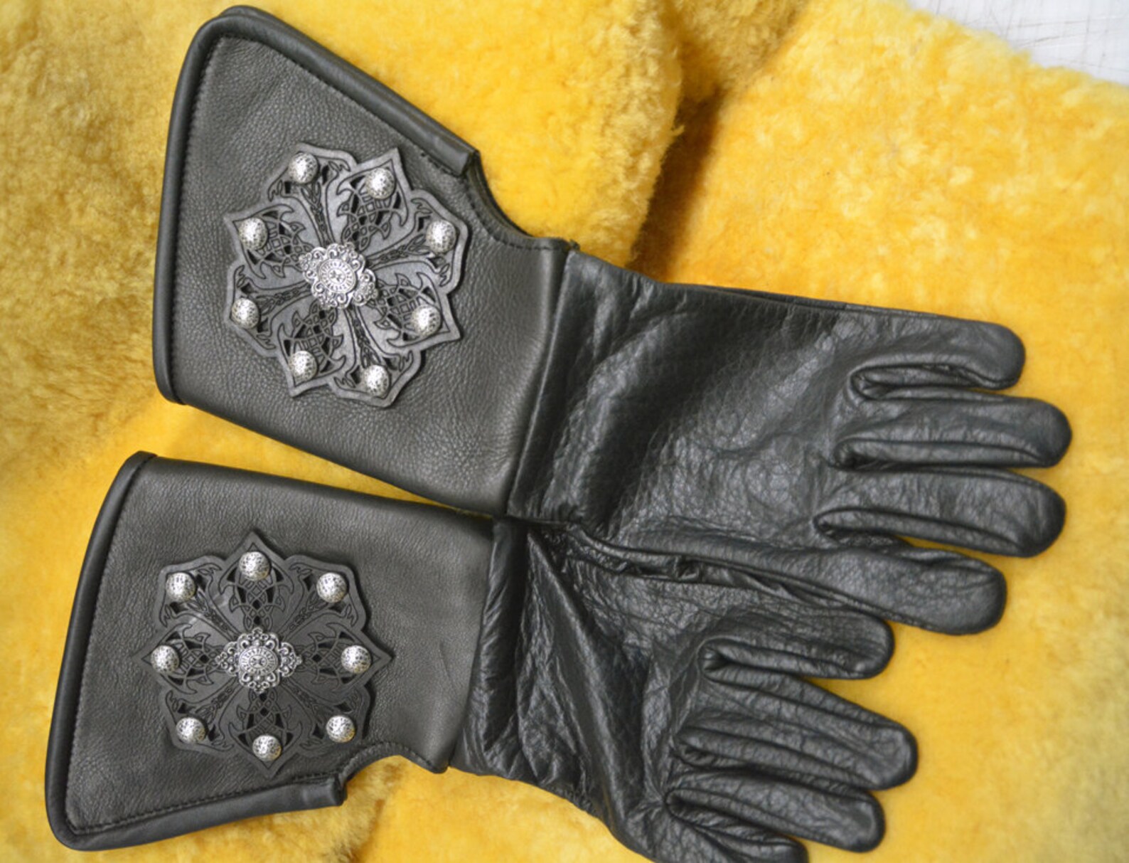 Black Gauntleted Gloves nacht Ranger | Etsy