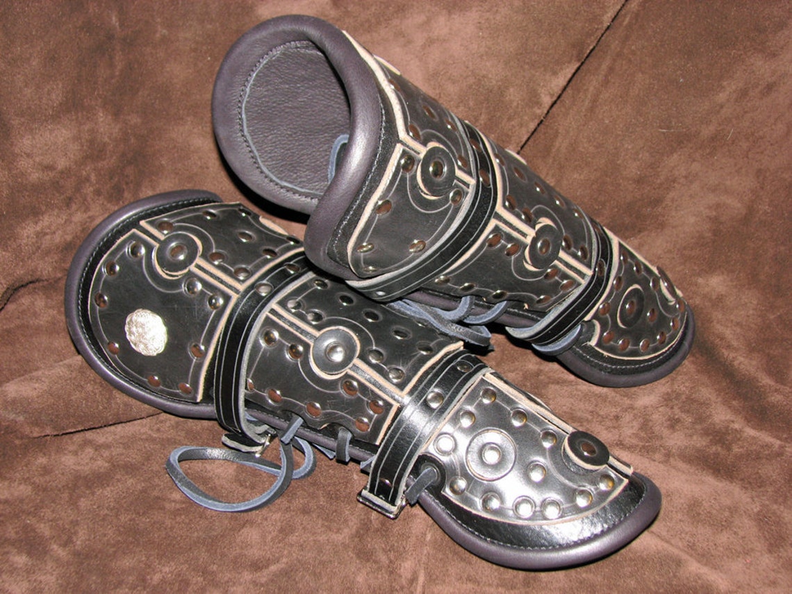 Armored Ranger Style Gauntlets nacht-ranger | Etsy