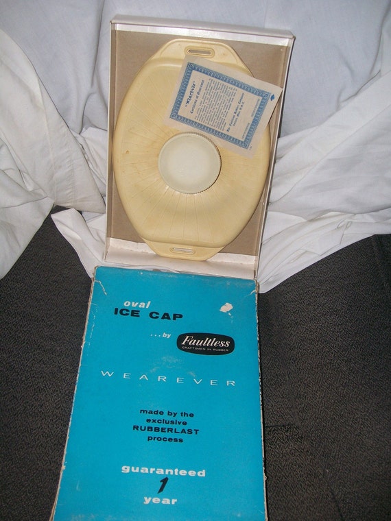 Items similar to Vintage Wearever Faultless Oval Ice Cap w/ Original ...