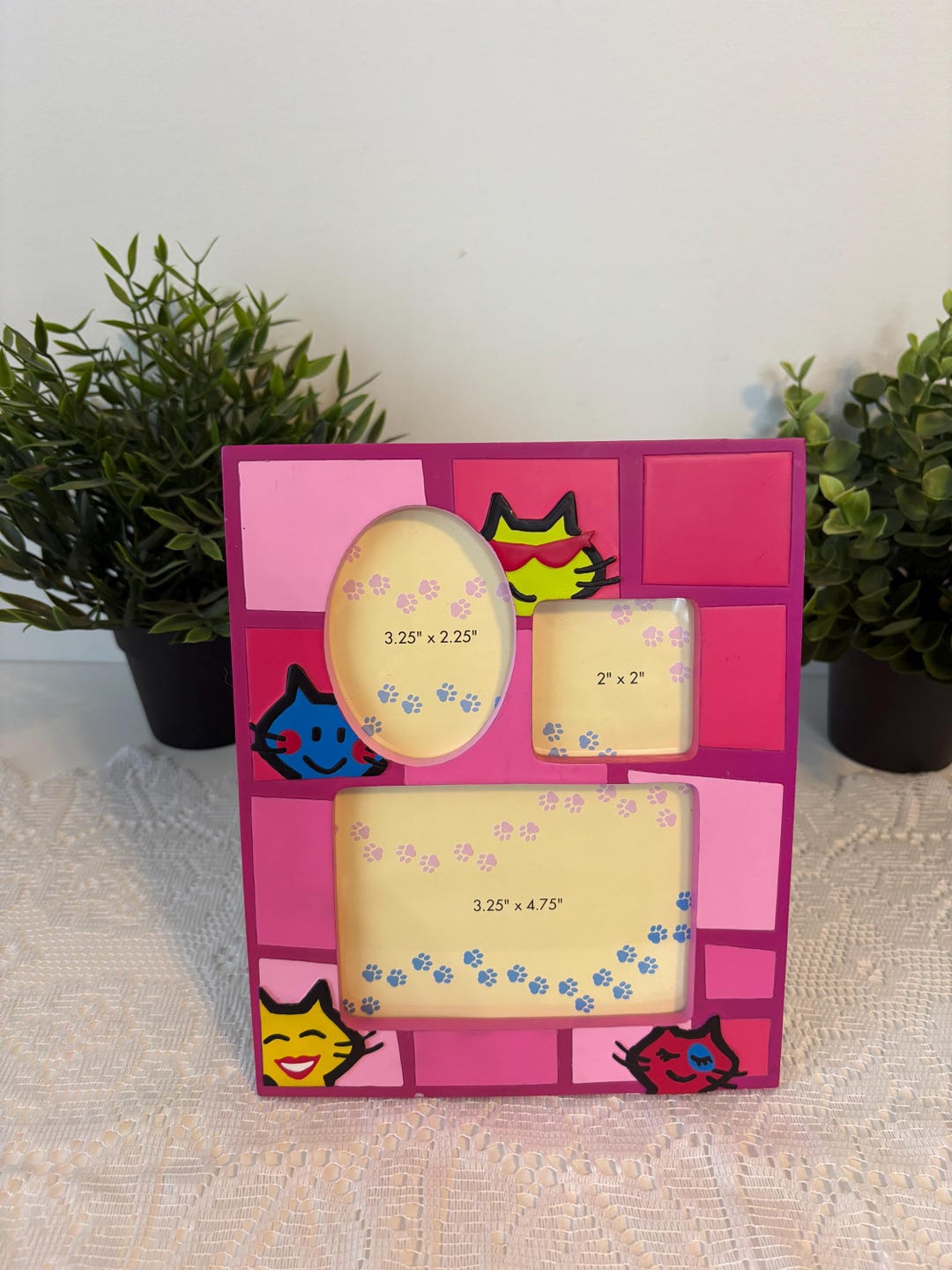 Vintage Pink Fantasy Photo Frame, Multicolored Cat Motifs, Decorative 3 ...