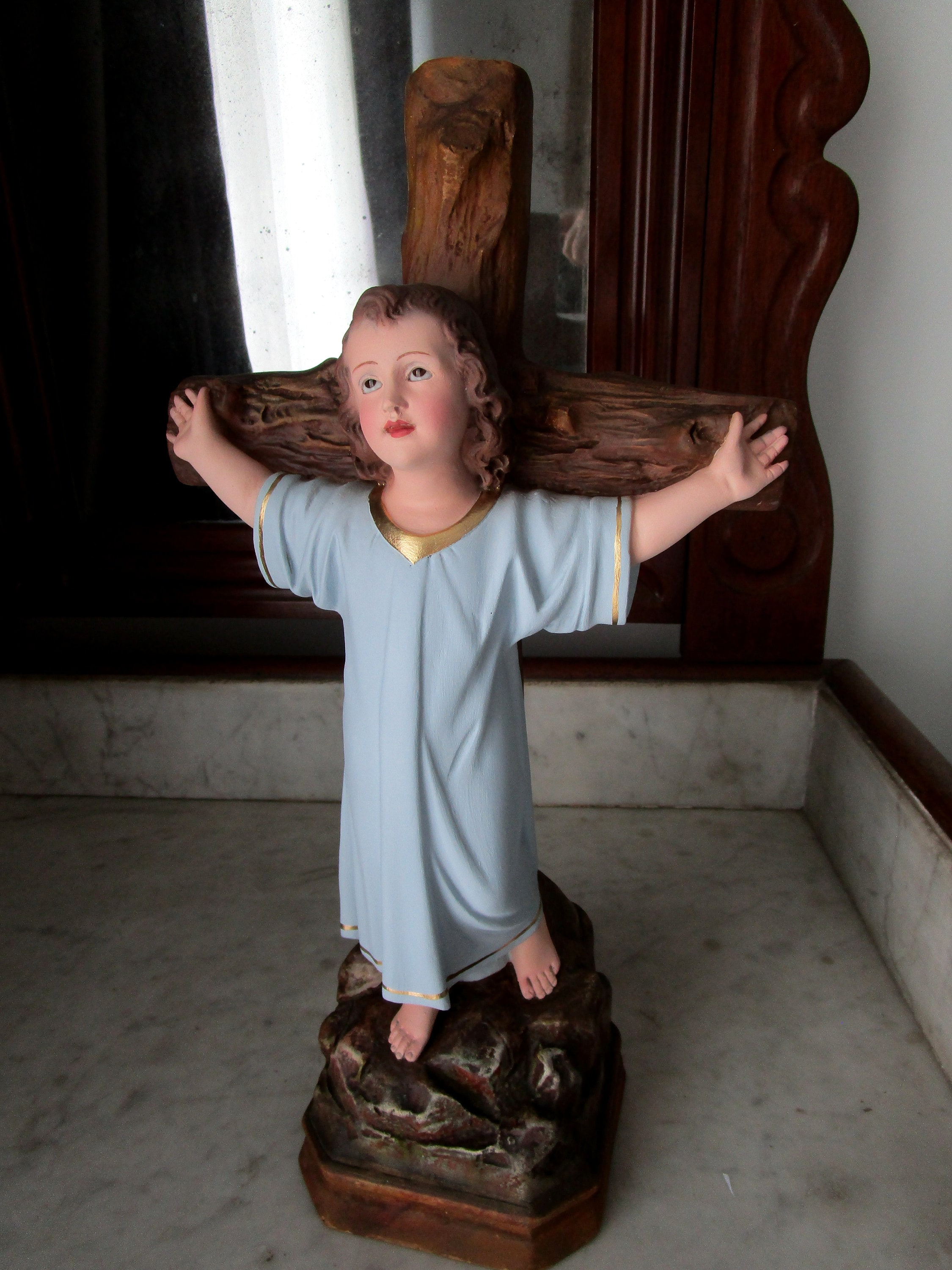 Infant Child Jesus on the Cross . Religious Statue Jesus Christ of the ...