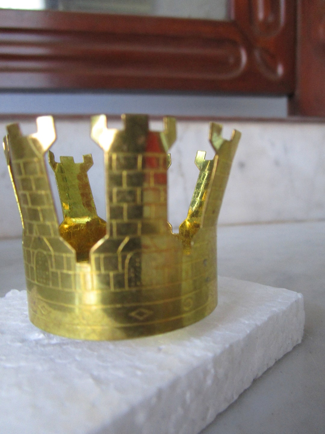 Golden Crown for Virgins and Saints and Saints Corona Condal. Crown ...