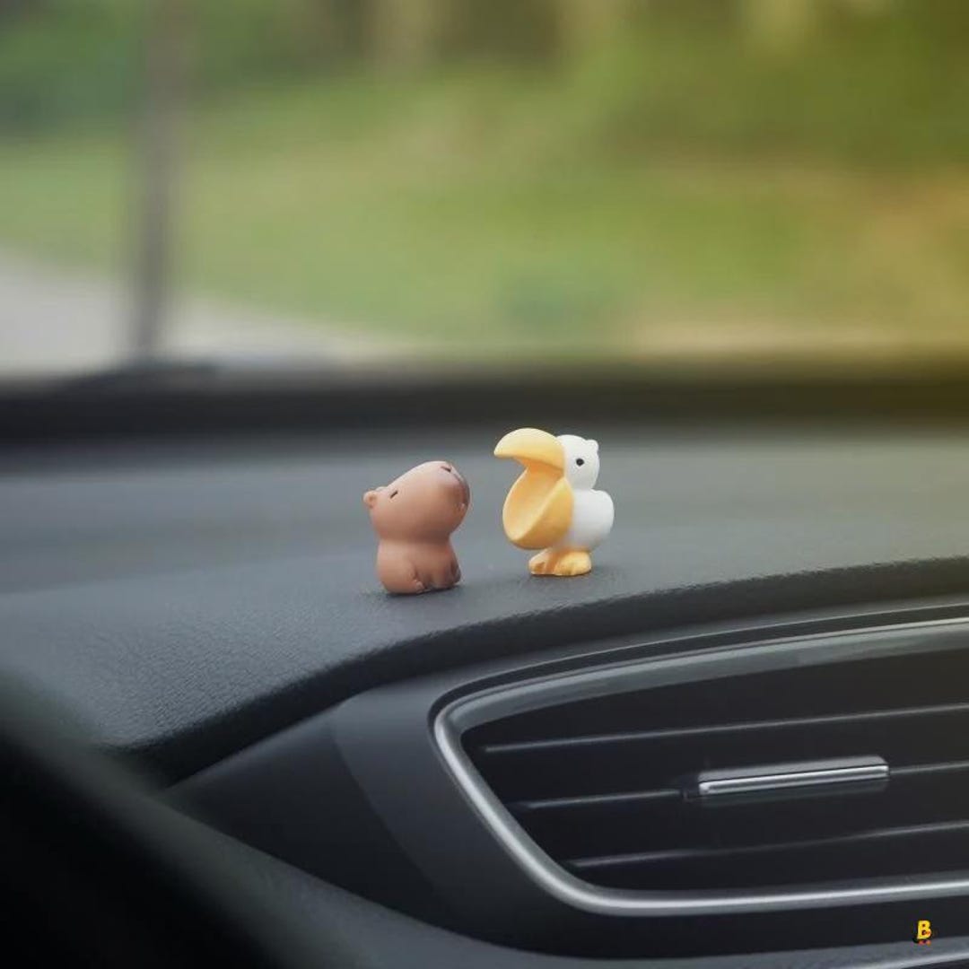 Capybara & Stork Mini Car Dashboard Ornaments - Etsy