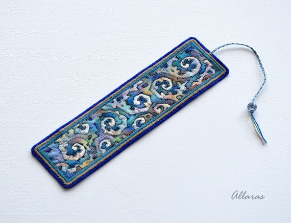 Seashell Silk painting bookmark. Original painted silk - Etsy España