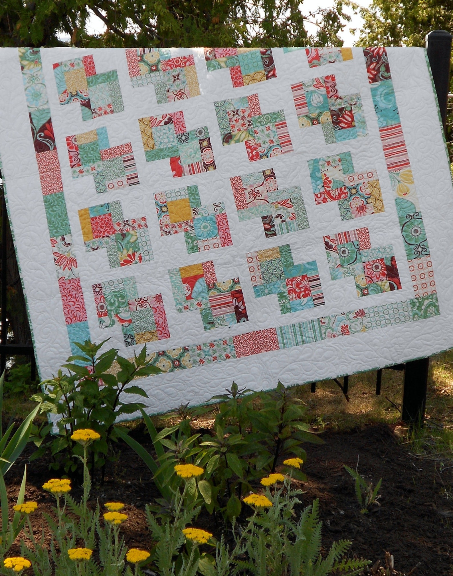 Quilt Pattern Danish Delights Layer Cake Quilt Pattern 3 Sizes Quick ...