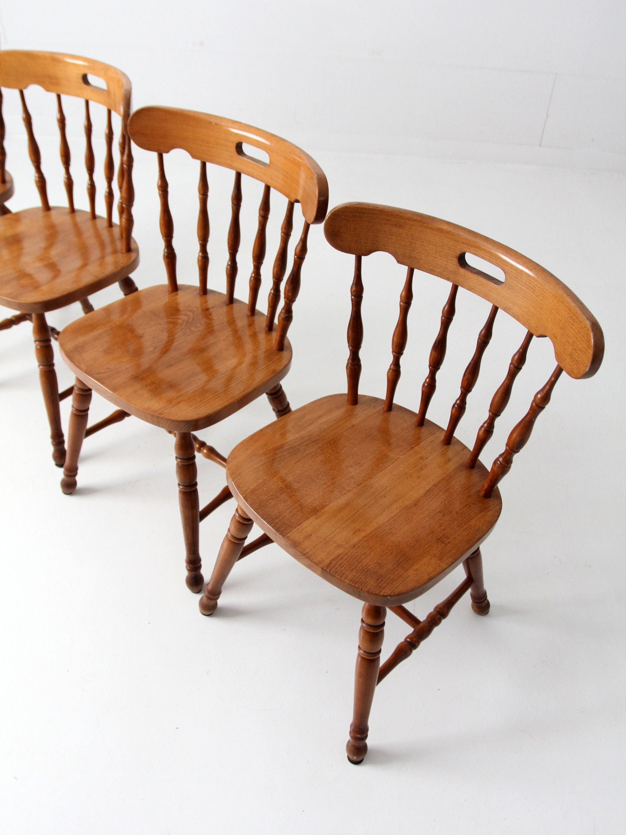 Vintage Wood Pub Style Dining Chairs Set of 4 Etsy Canada