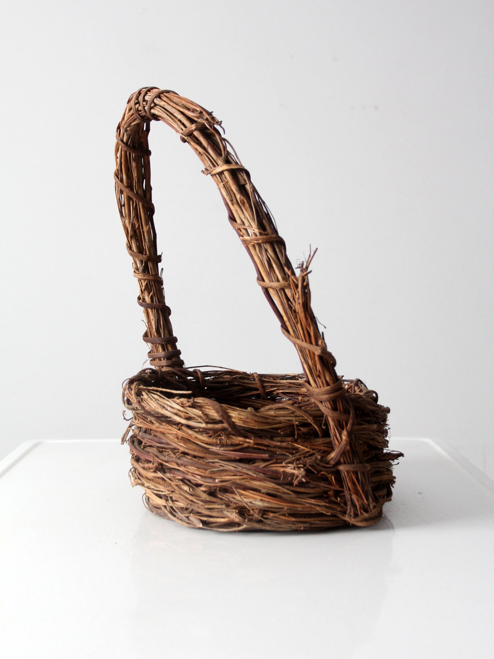 Vintage Rustic Twig Cottage Basket - Etsy