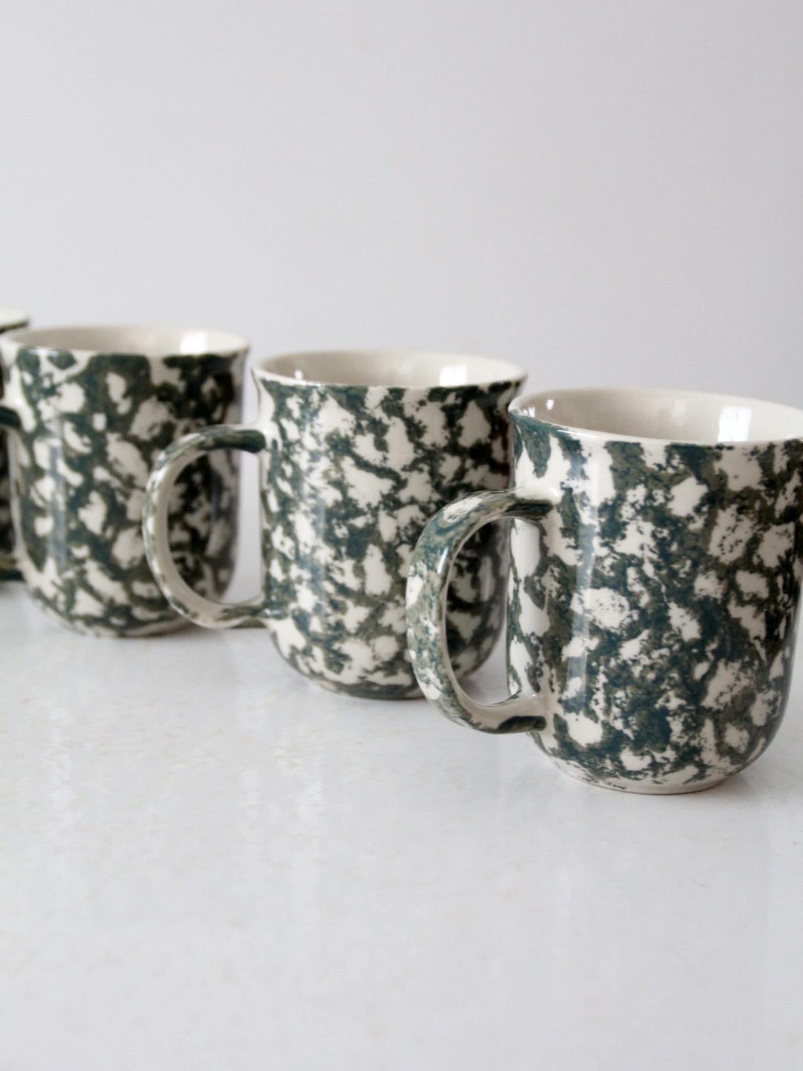 Vintage Folk Craft Green Spongeware Mugs Set of 5 Mugs - Etsy