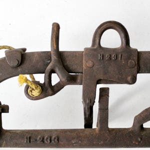 Antique Harpoon Hay Hook, Cast Iron Bail Loader, FE Meyers Bros Farm ...