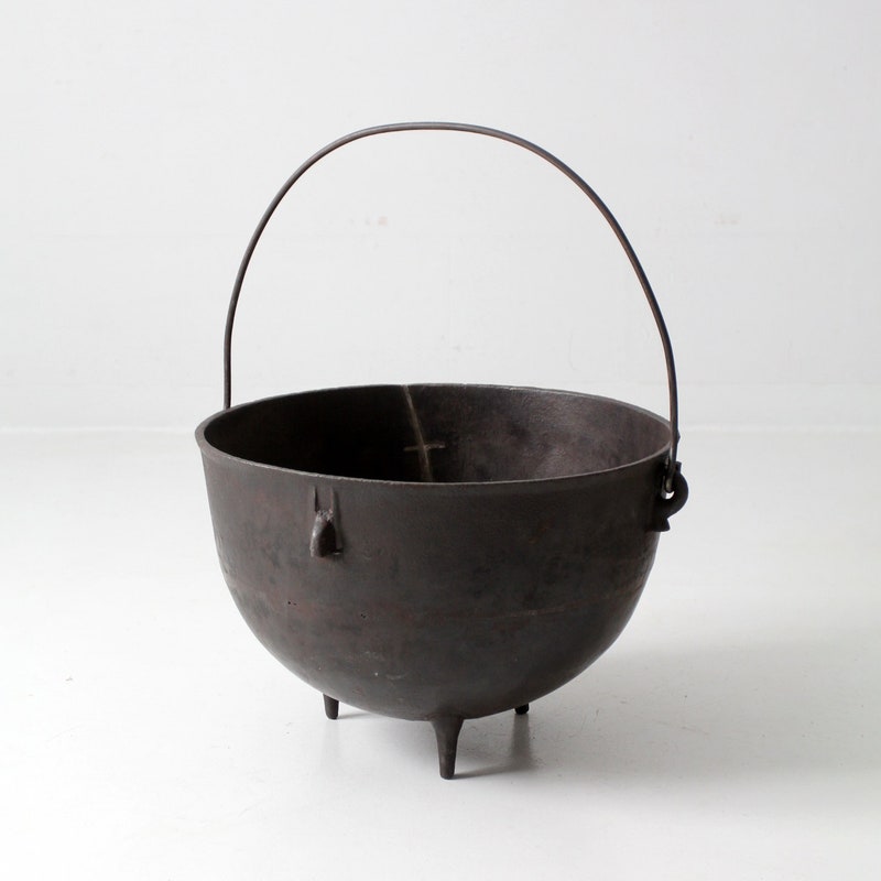 Cast Iron Cauldron - Etsy