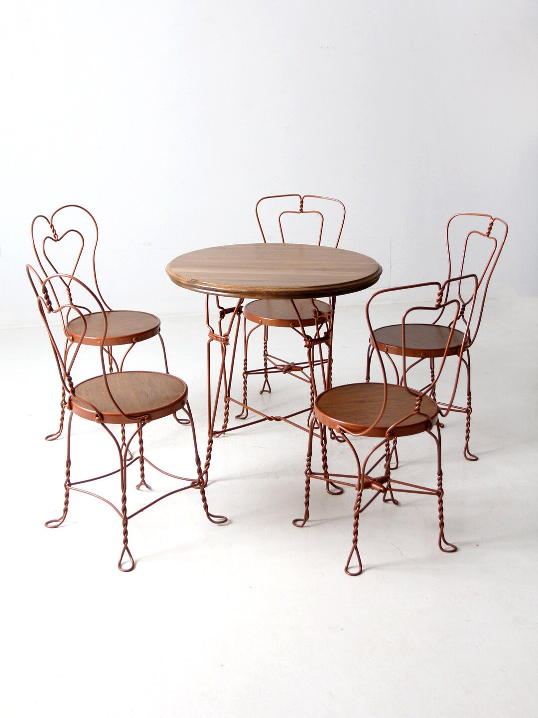 Ice Cream Parlor Table And Chairs