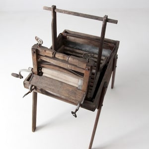 Antique Washing Machine, Hand Crank Wringer and Tub - Etsy