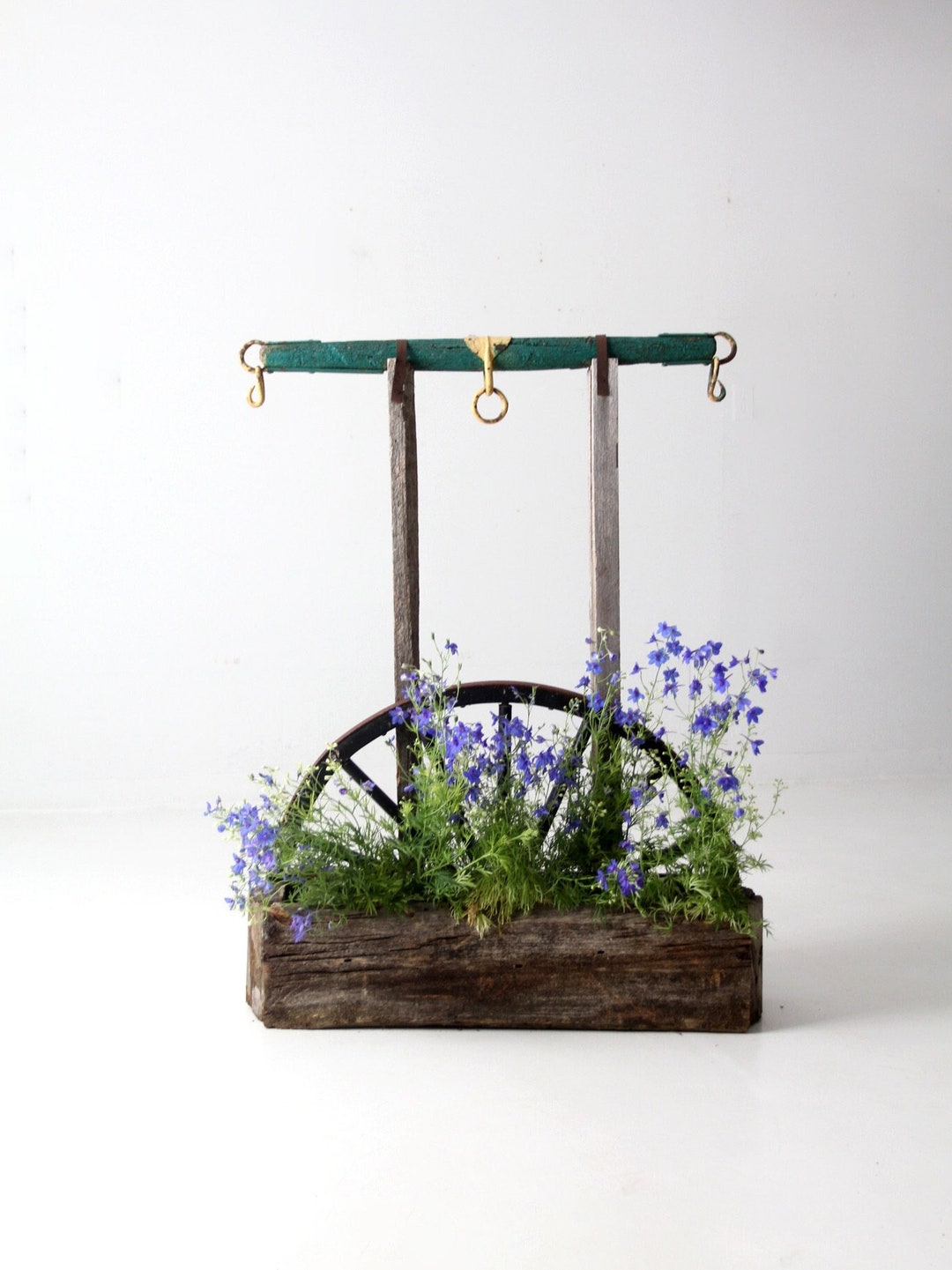 Vintage Folk Art Wagon Wheel Planter - Etsy