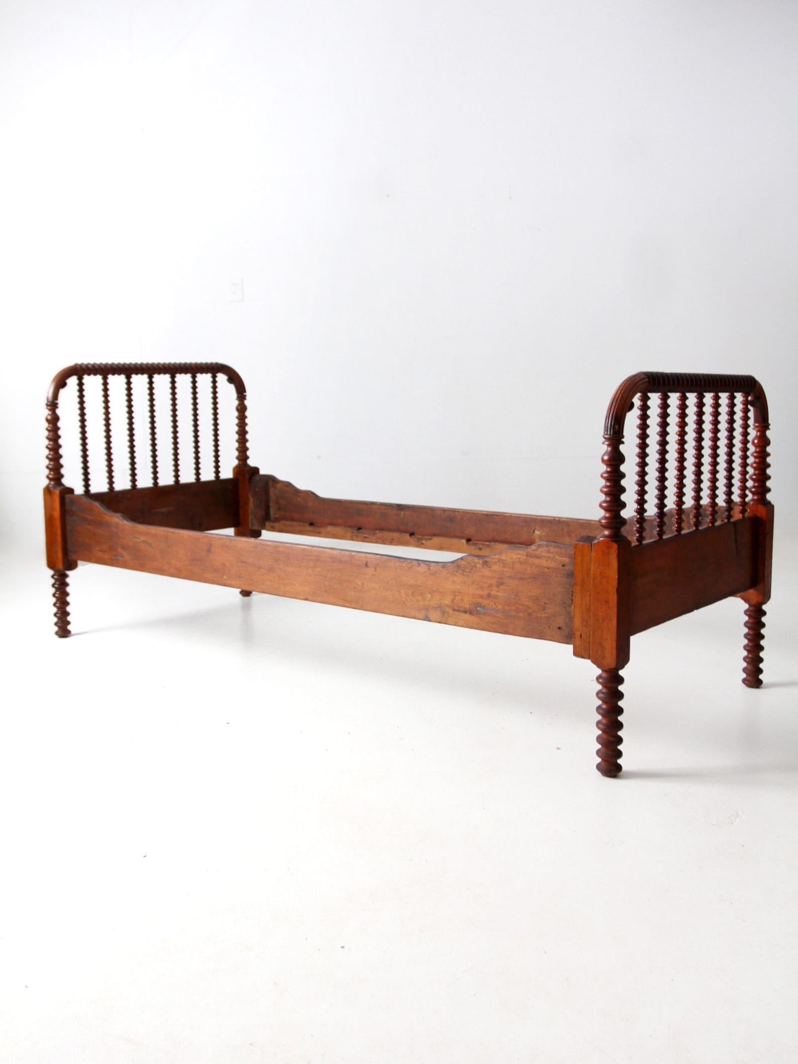 Antique Spool Bed - Etsy