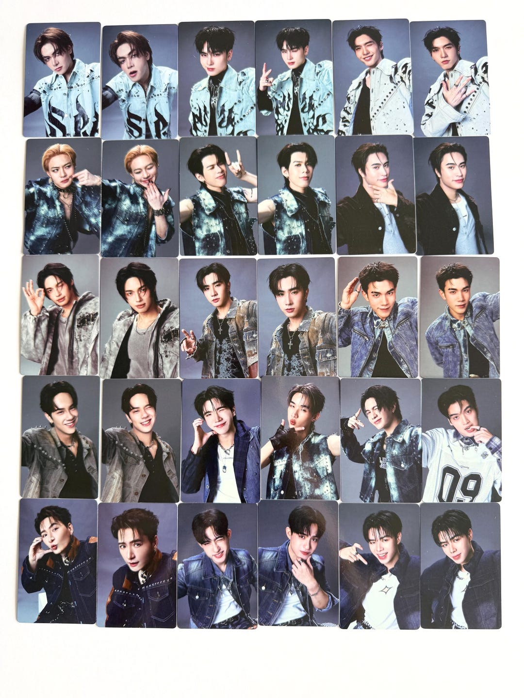 Official GMMTV Riser Concert Photo Cards | Jasper Joong Perth Santa Aou ...