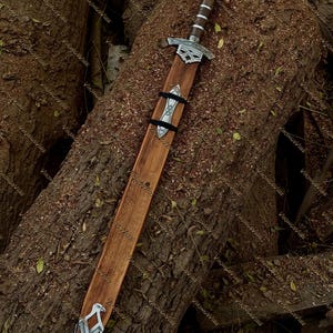 Pair Viking Sword & Wooden Box | Handmade High-quality Damascus Steel ...