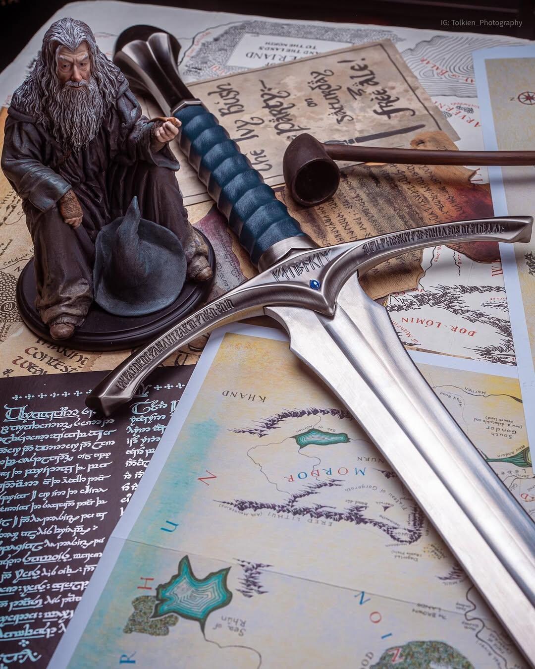 Crownblade Aragorn Fantasy Sword | Elessar Handcrafted Ring of Power ...