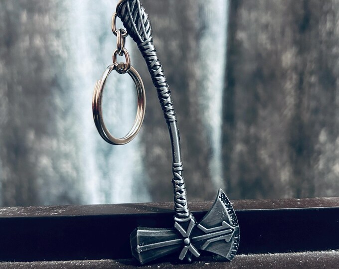Medieval Battle Axe Keychain | Viking Style Miniature Weapon Keyring ...