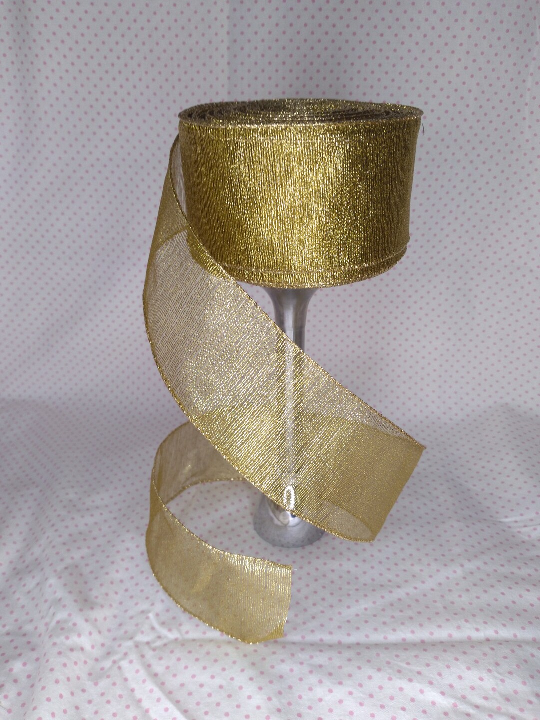 Wired Jumbo Ribbon Gold Metallic Brand New 2 1/2in by 75ft (6.3cm by 22 ...