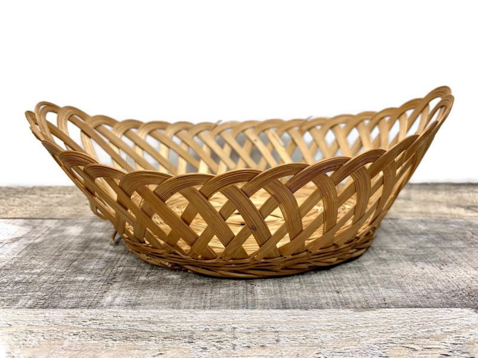 2 Woven Wicker Rattan Baskets Vintage Bamboo Basket Bowl for - Etsy