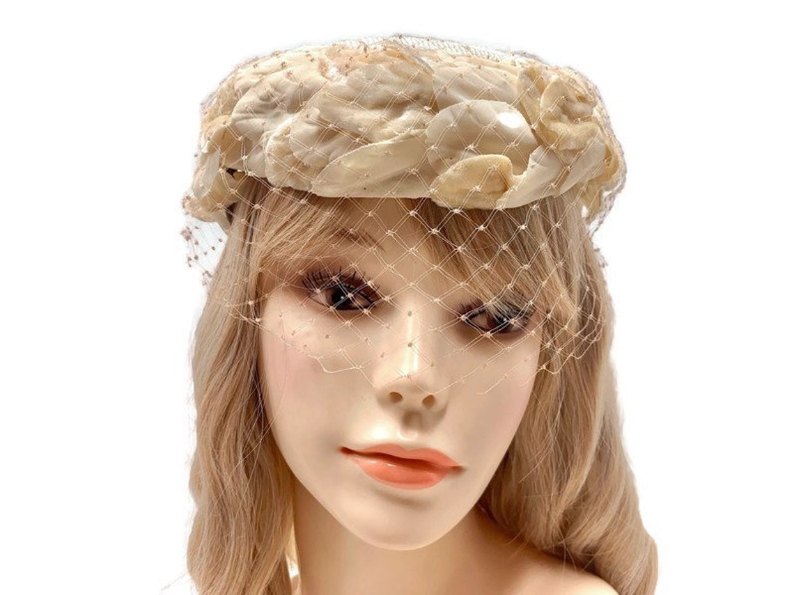 1950s Pillbox Hat With Veil Vintage Design by Draper New - Etsy