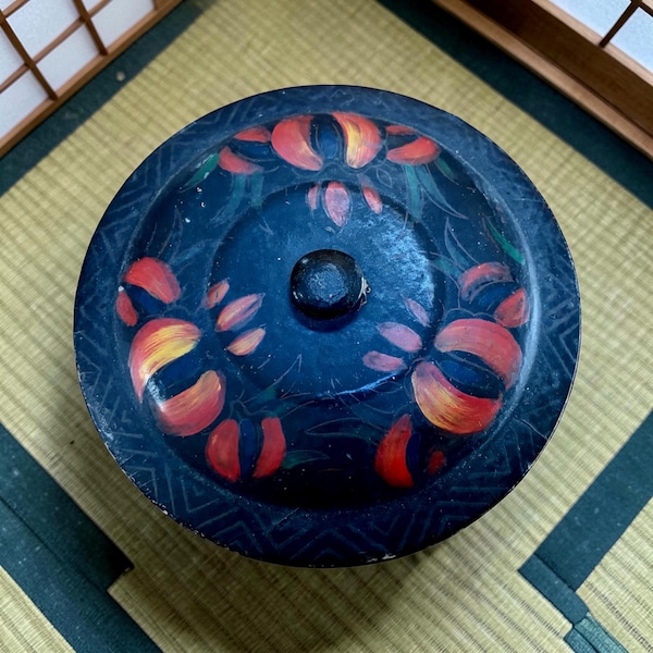 Lacquer Ware - Etsy