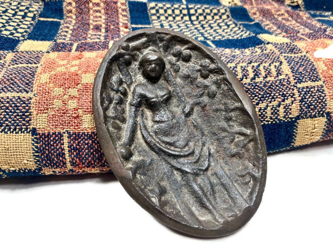 Bare Bottom Lady Dish, Vintage Cast Iron Trinket or Ring Dish, Humorous ...