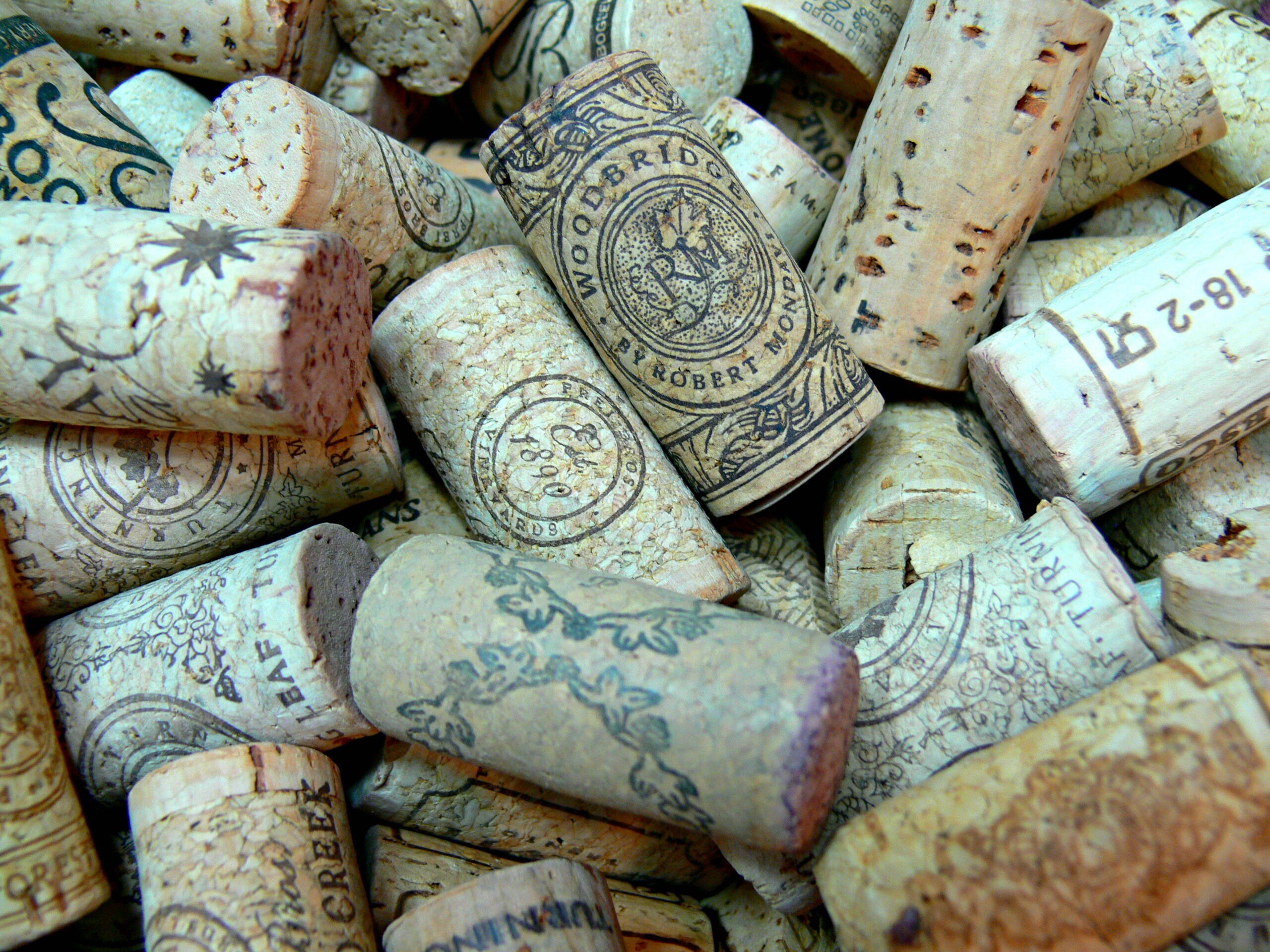150 Wine Corks Used Real and Synthetic Cork Red Wine Stains - Etsy 日本