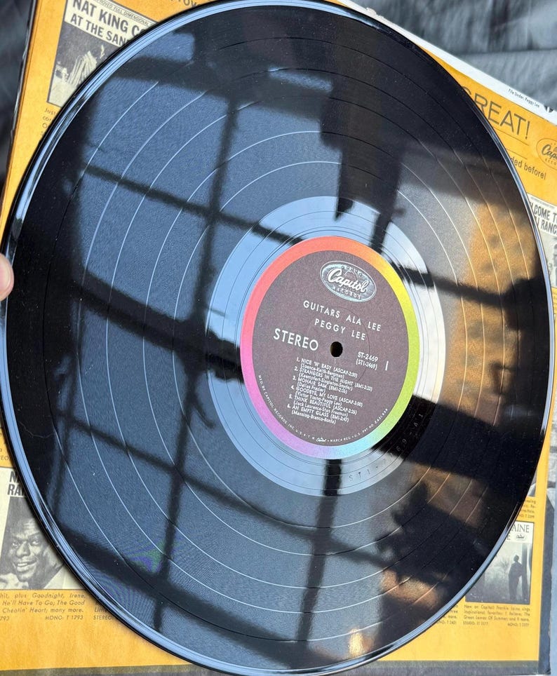 Vintage 1966 Peggy Lee “ Guitars A La Lee” Vinyl Album. Preowned in ...