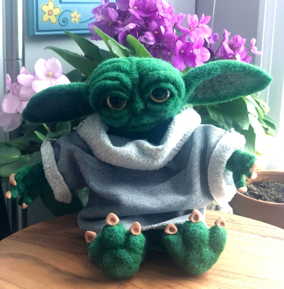 Baby Yoda. Felted Animals. Custom Animals Felting. Artois - Etsy