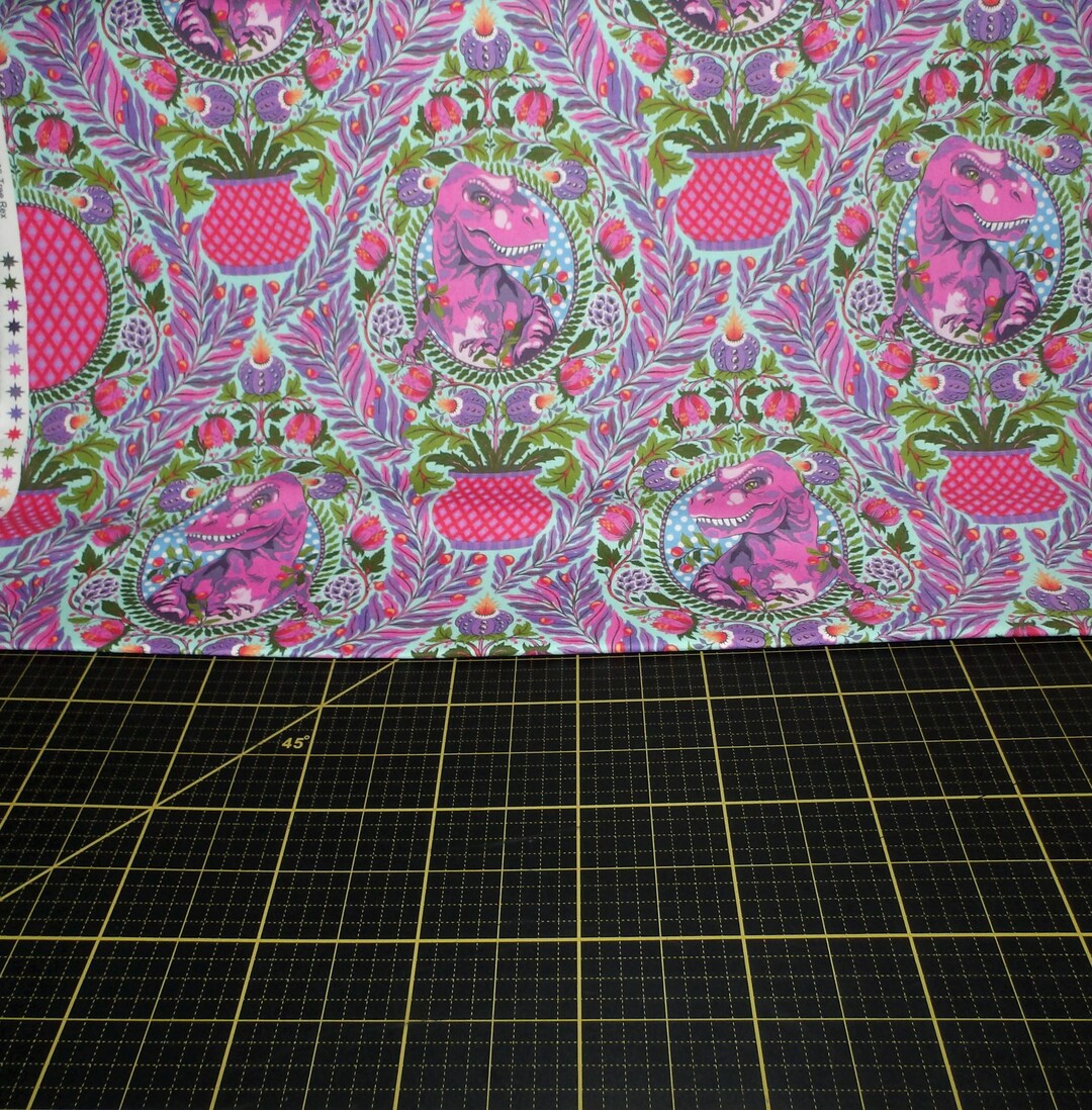 Freespirit. Tula Pink. Roar! Tree Rex Mist - Etsy