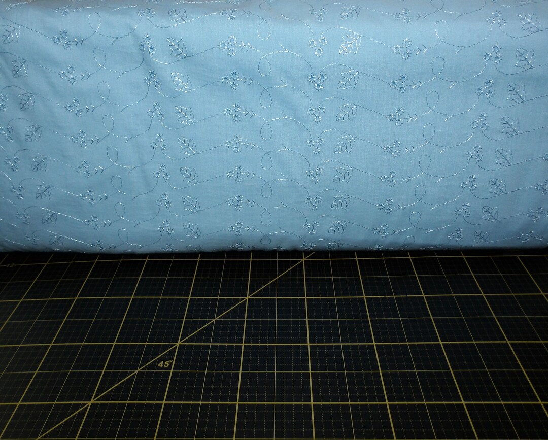 Embroidered Eyelet Scalloped Edge 43/44 Inch Blue 80/20 Poly/cotton ...
