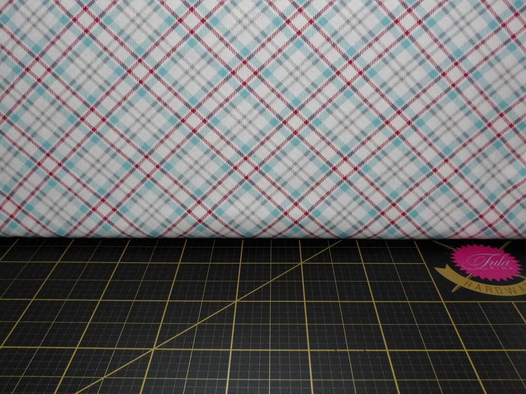 Moda. Treehouse Club. Picnic Plaid in Vanilla Red - Etsy