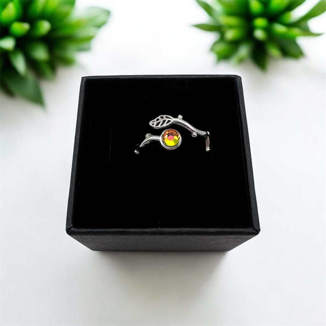 Aurora Vine Stainless Steel Adjustable Leaf and Vine Design Ring With a ...