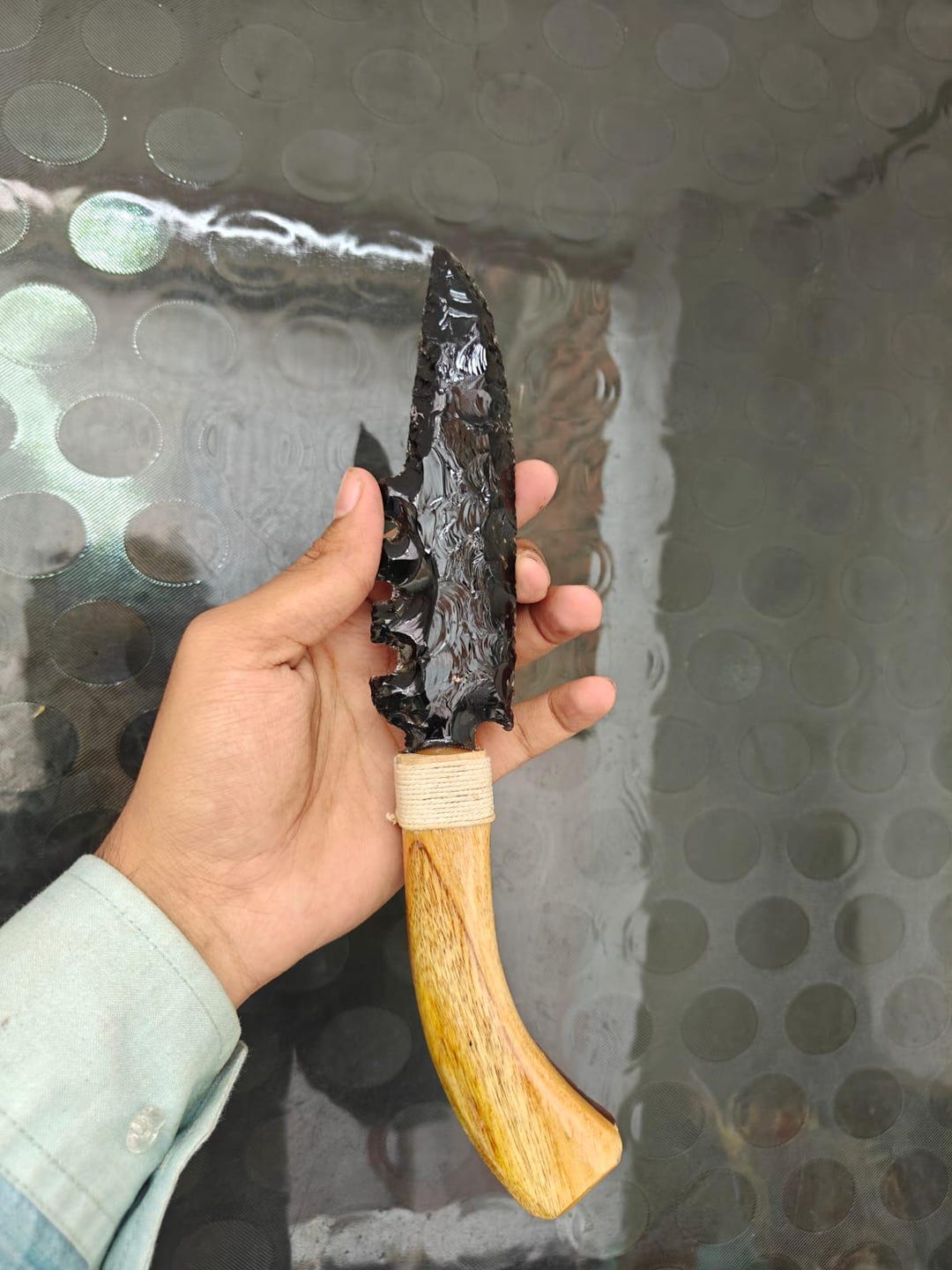 Handmade Obsidian Knife With Curved Wooden Handle | Flint Knapped Black ...