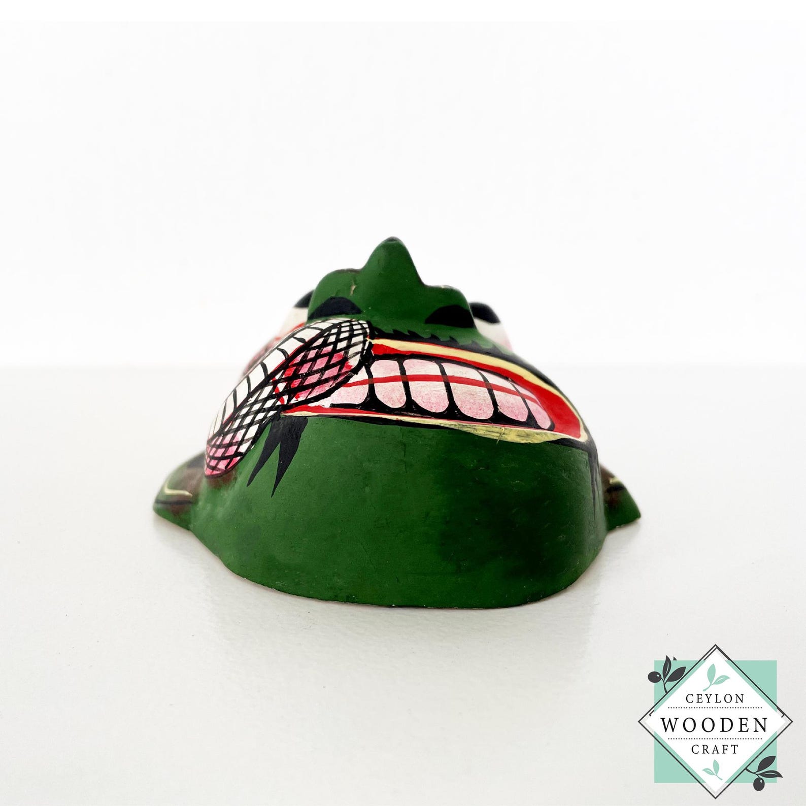 Hand-carved Wooden Bihiri Sanni Mask – Traditional Sri Lankan Healing ...