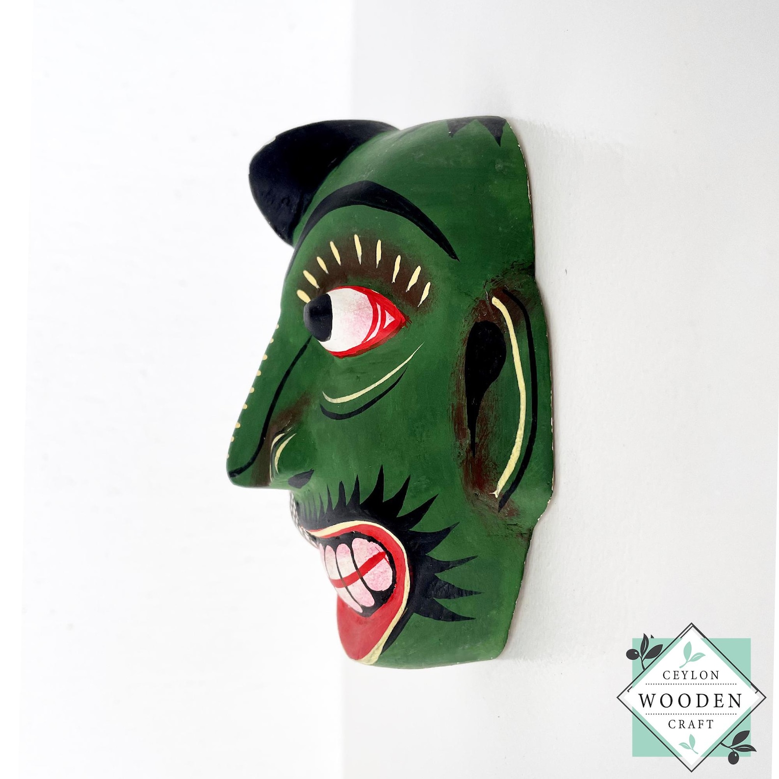 Hand-carved Wooden Bihiri Sanni Mask – Traditional Sri Lankan Healing ...