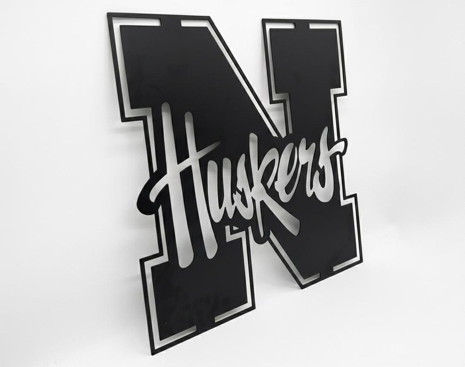 Nebraska Huskers LED Lighted Metal Wall Art, Football Logo LED Sign ...