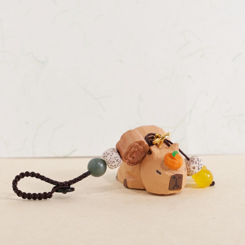 Handmade Wooden Carving Capybara Keychain, Cute Wood Capybara Ornament ...