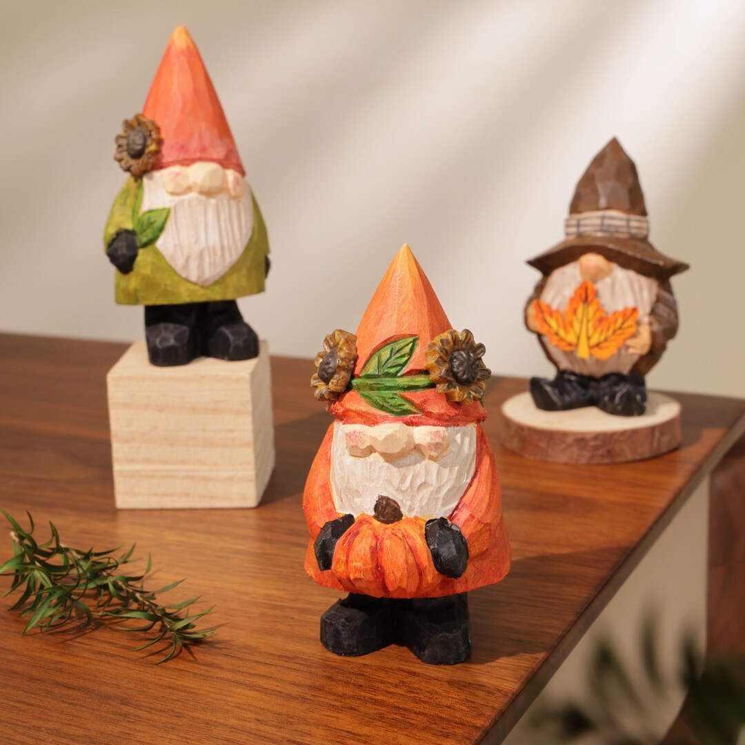 Handmade Wooden Carving Gnome Figurines, Autumn & Festive Themed Gnomes ...