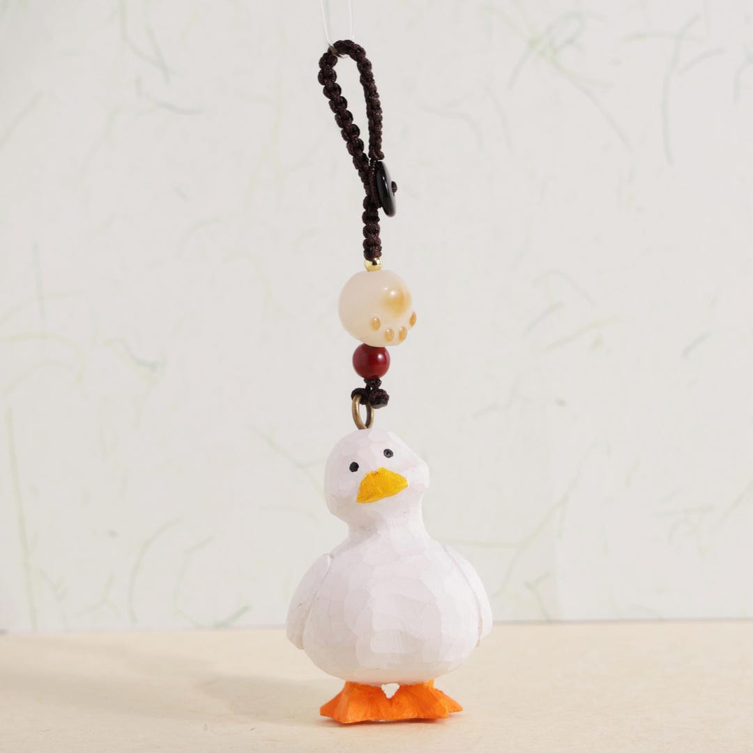Handmade Wooden Carving Duck Keychains, Wooden Duck Ornaments, Creative ...